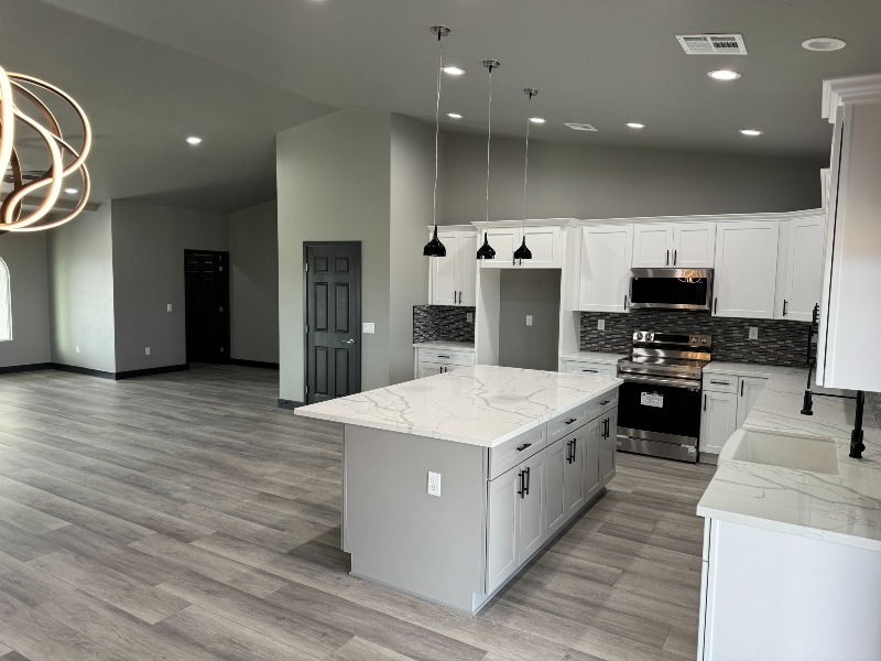 2690 W Jaybird St – Innovative Custom Homes